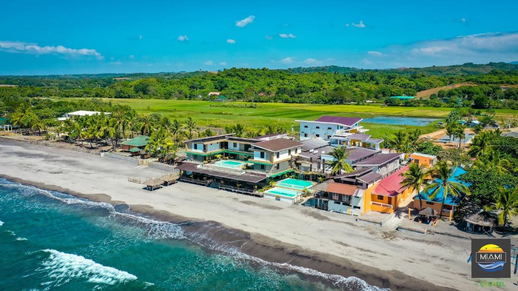 Miami Heat Beach Resort, Morong (updated prices 2025)