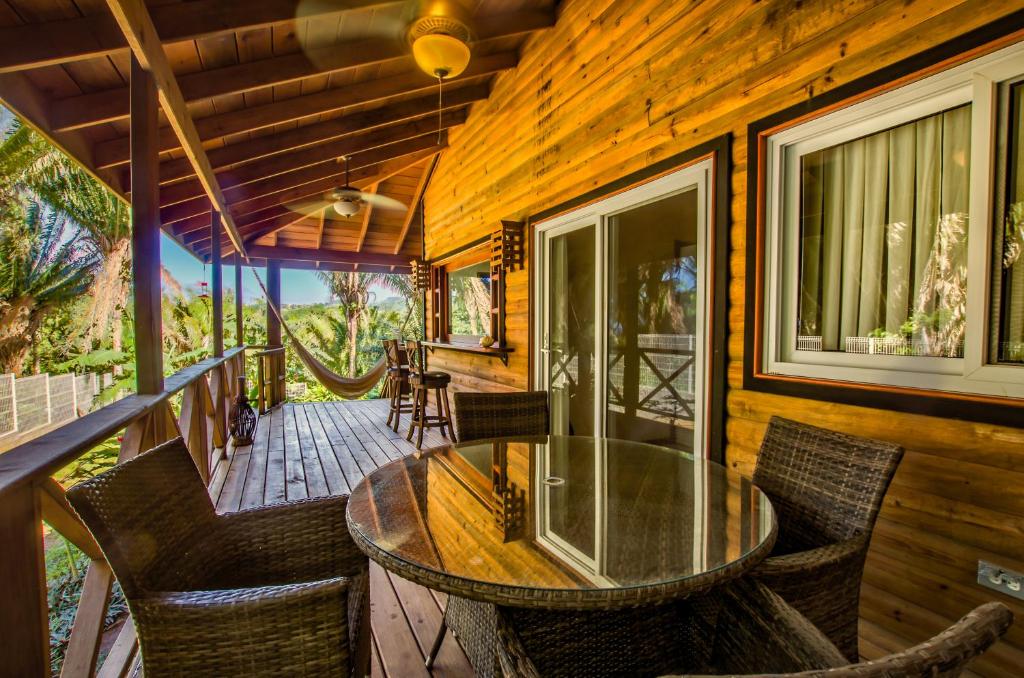 Relaxing Tropical Cabin, Roatan (updated prices 2026)