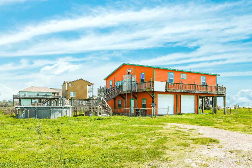 Cabin by the Sea, Gilchrist (updated prices 2025)