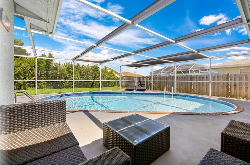 Coral Point Corral, Cape Coral (aktualisierte Preise für 2024)