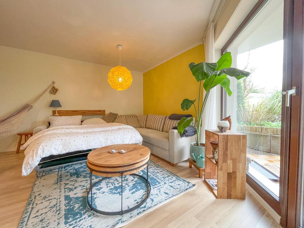 Souterrainwohnung mit großem Garten und Sauna, Kassel (aktualisierte ...