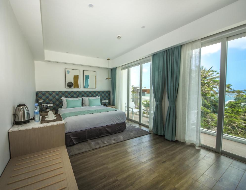 Ocean V Hotel, Pereybere (updated prices 2025)