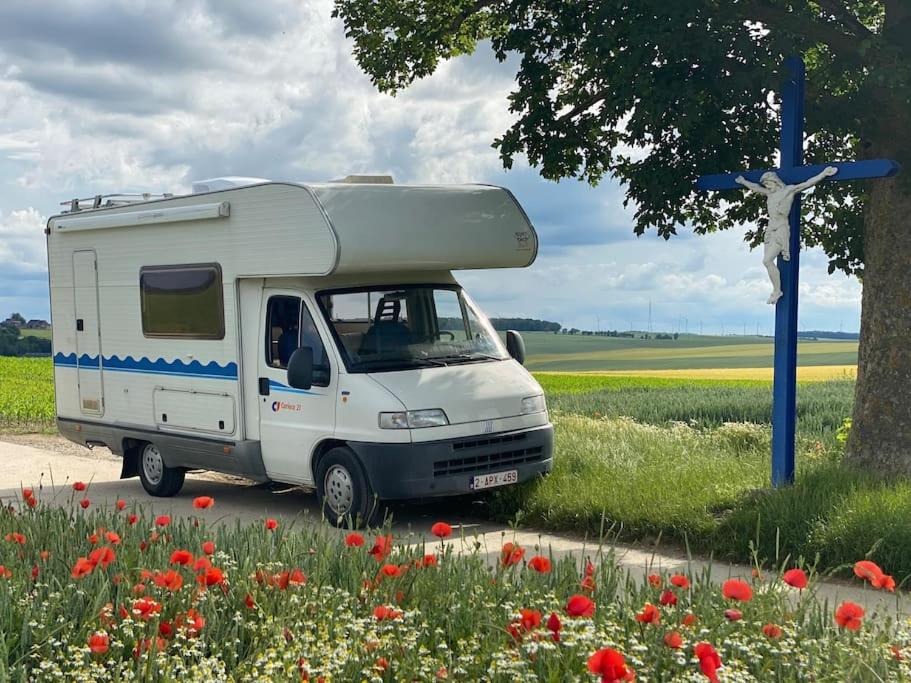 Le Camping Car - 4 Pers - Froidchapelle