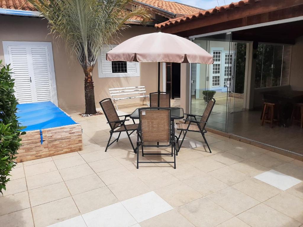 Casa agradável com área externa e piscina, Brotas (precios actualizados ...
