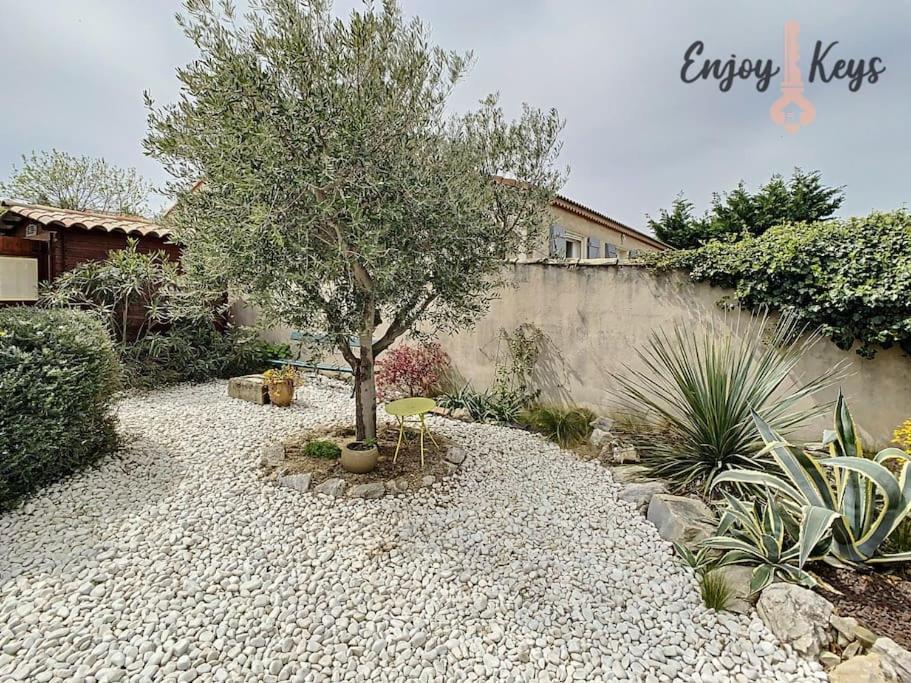 Charmante Villa provençale ** Lançon de provence, Lançon-Provence ...