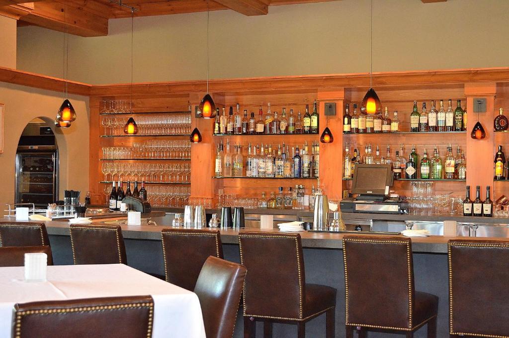 The Pines Lodge, a RockResort, Beaver Creek (updated prices 2025)