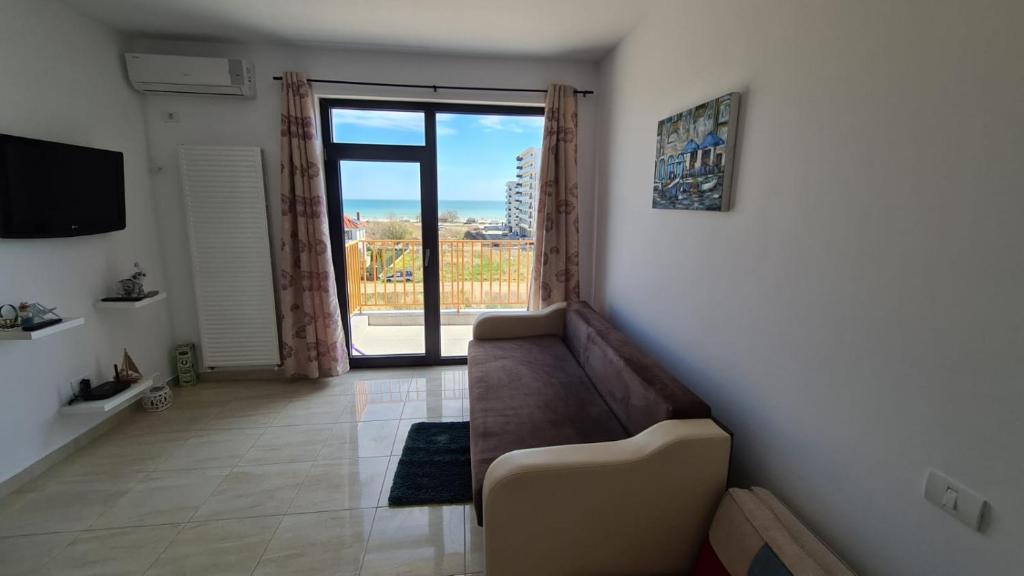Cazare Apartament Mamaia langa Wave 2 si Resort Building Stefan, Plaja ...