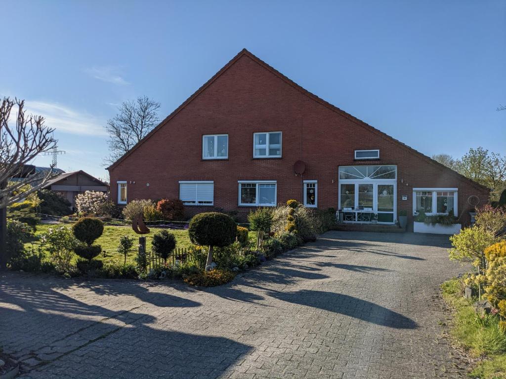 Landambiente Hage, Halbemond (updated prices 2026)