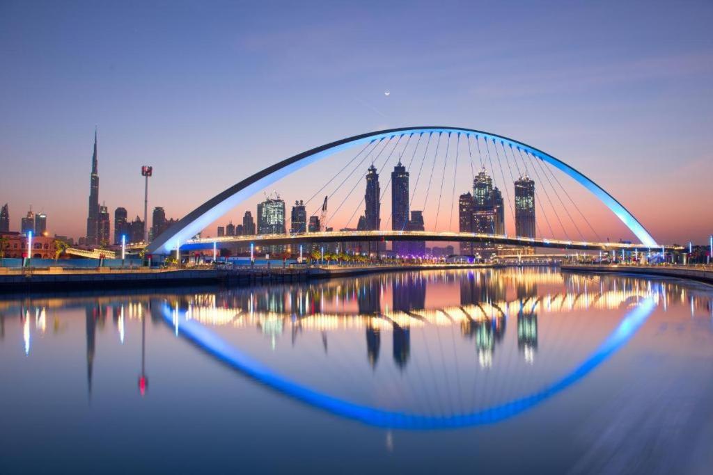 Marsa Dubai Sea View Luxury Apartment's - Marina Crown Tower, Dubai ...