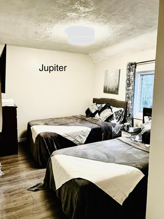 Cheerful residence, Niagara Falls – Updated 2022 Prices