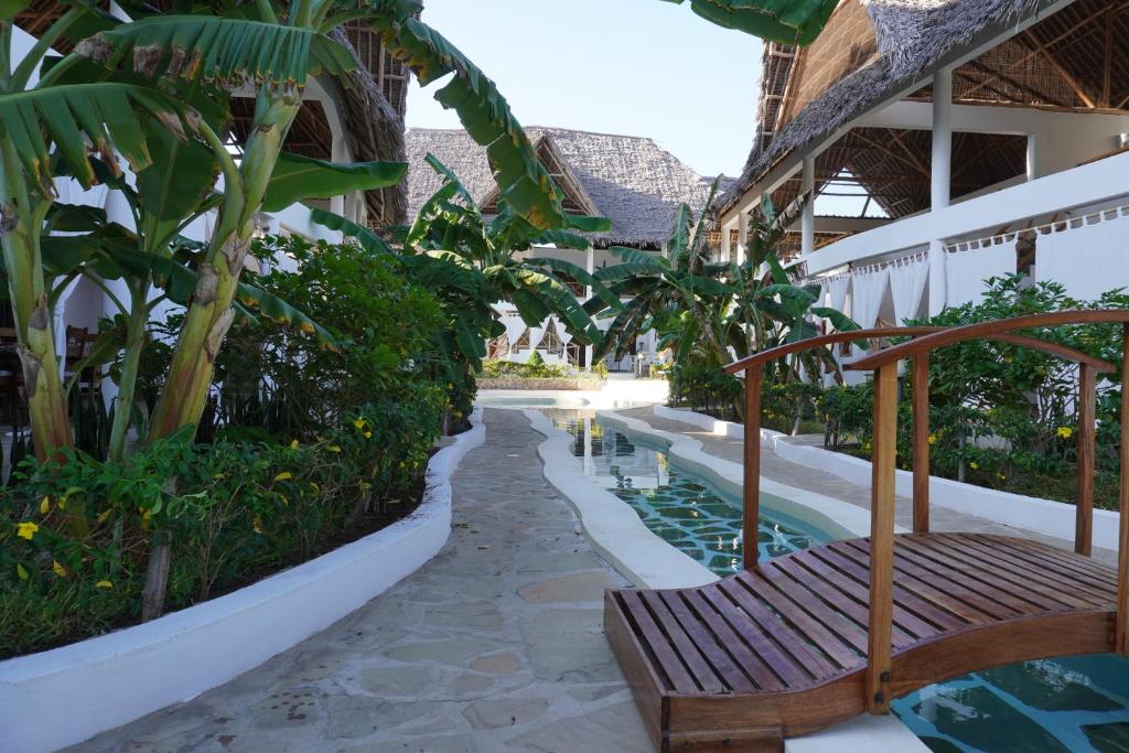 Paka House-Rafiki Village, Watamu (updated prices 2025)