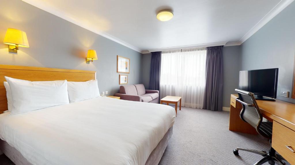 Holiday Inn Basildon by IHG, Basildon (updated prices 2025)