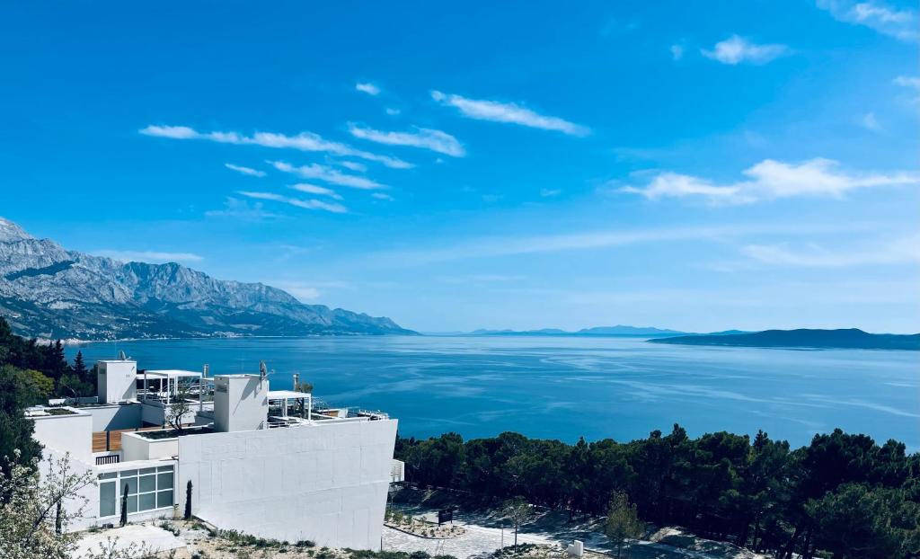 Rocksea Apartments
Omiš Riviera - Kroatien