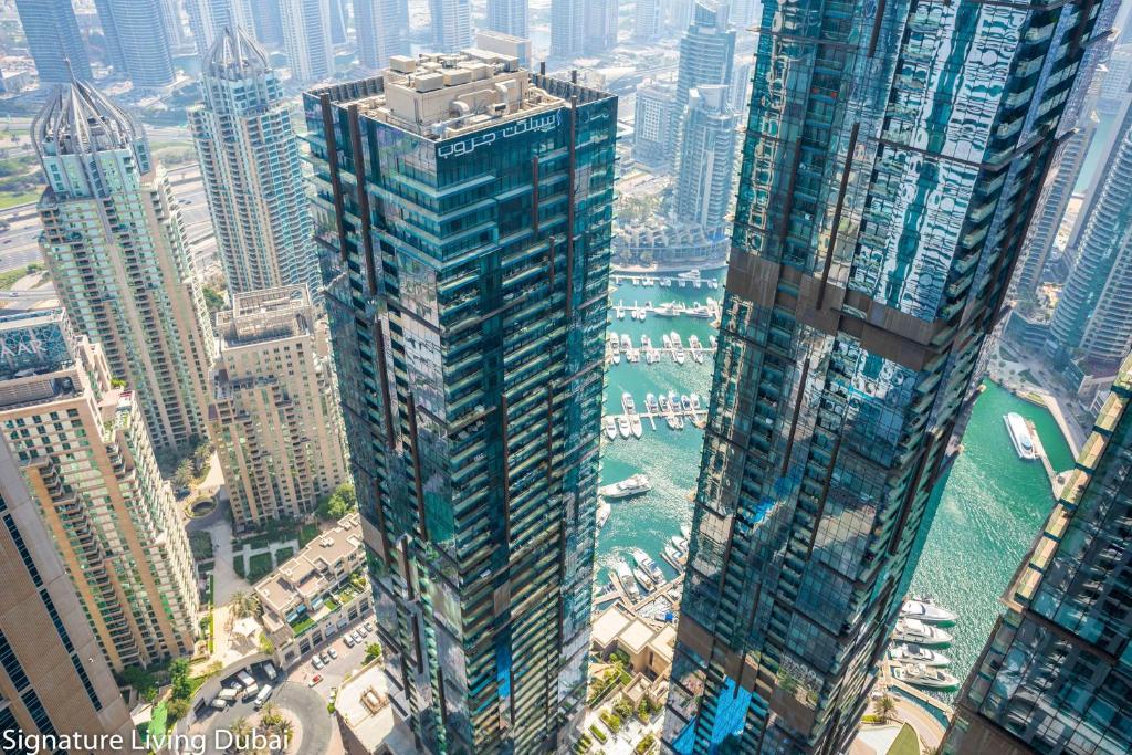 Luxury apartment 2BD, 65 floor Torch, Marina, pool, Dubái (precios ...