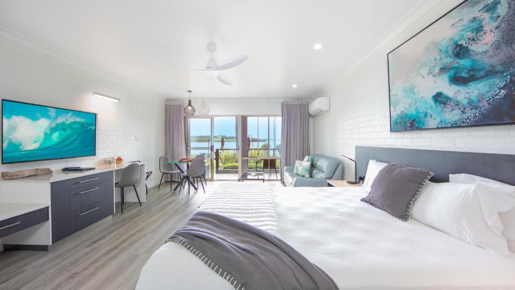 Moby Dick Waterfront Resort Motel, Yamba (updated prices 2025)