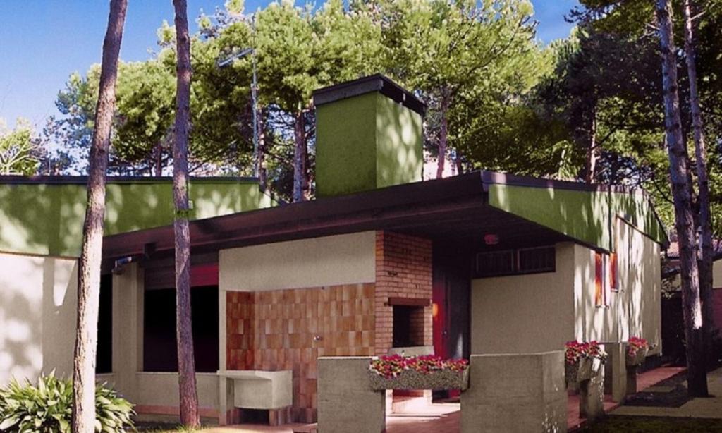 Charming Villa In The Elegant Area Of Lignano - Lignano Pineta