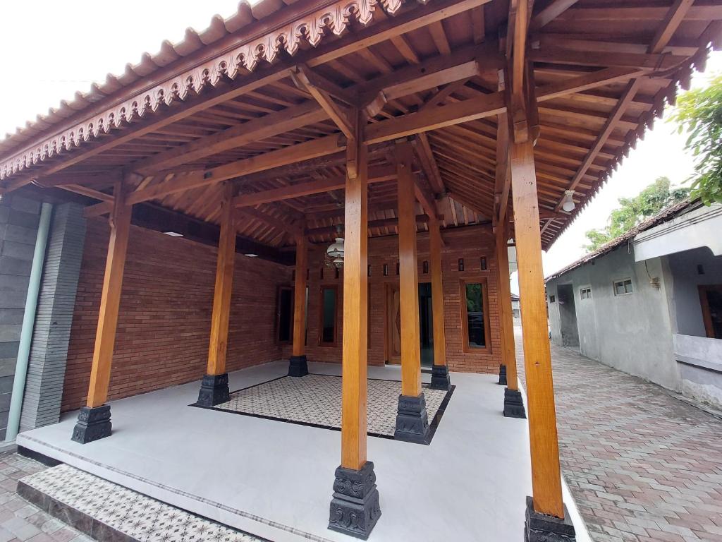 OMAH JOGLO PIYUNGAN, Wanujoyo (updated prices 2025)