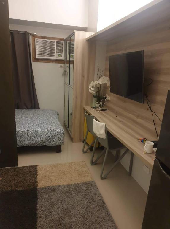 D' North Pad at Grass - Valenzuela