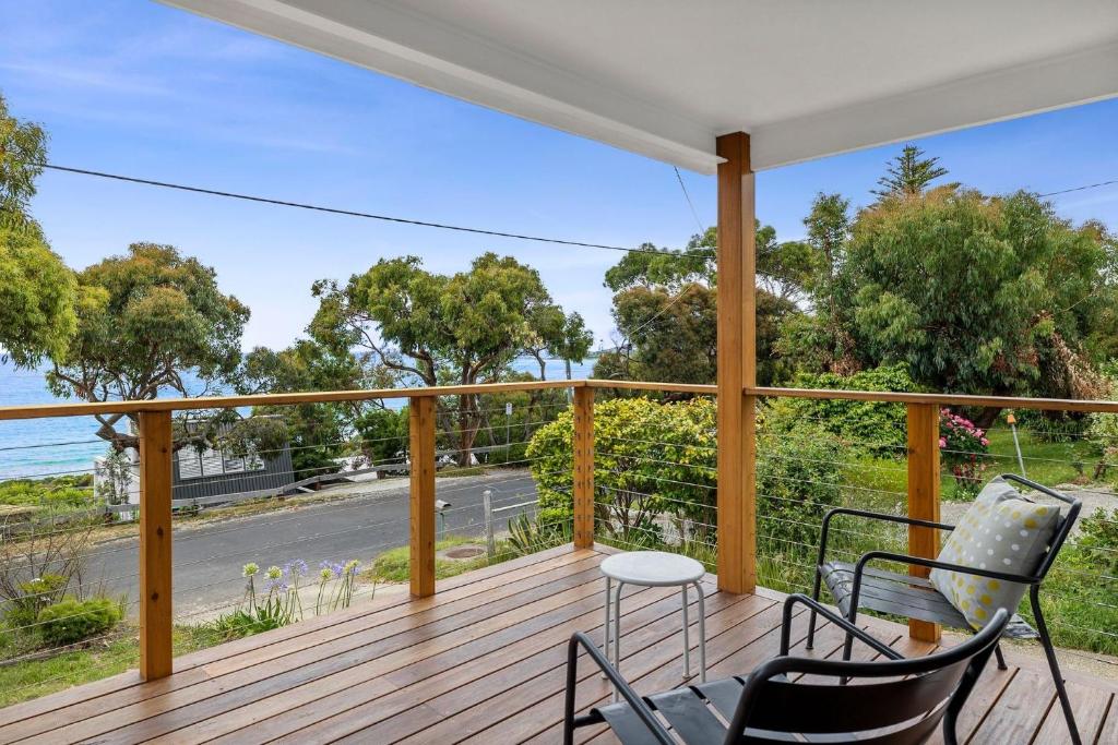 Smith, Lorne (updated prices 2025)