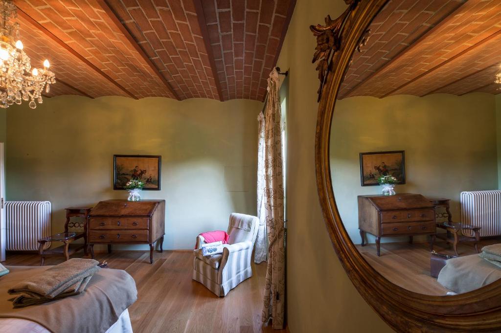 Dionisia's Home, Pool, Spa on Monviso UNESCO ALPS, Verzuolo (updated ...