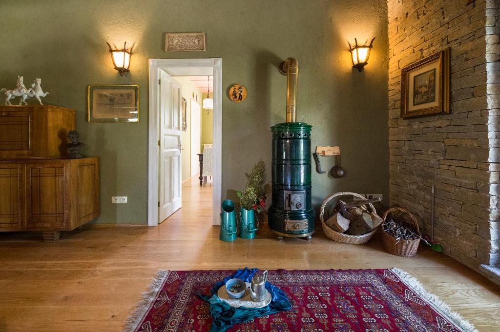 Dionisia's Home, Pool, Spa on Monviso UNESCO ALPS, Verzuolo (updated ...