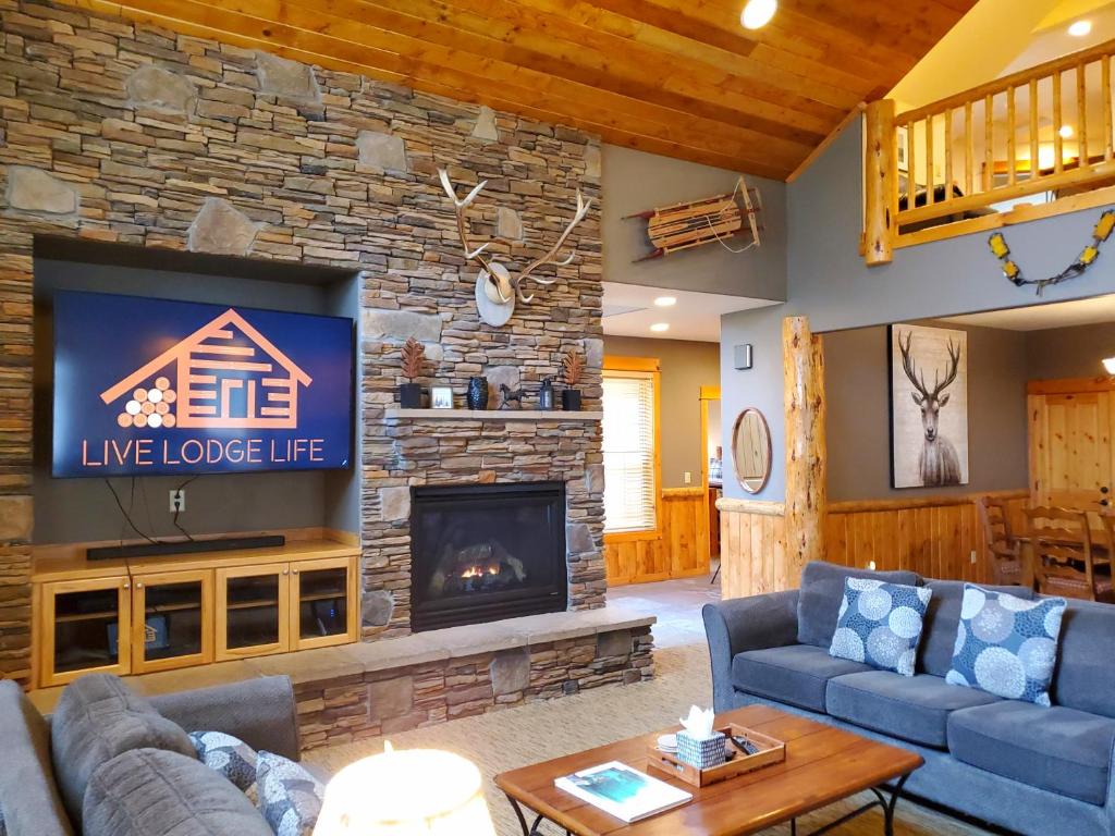 Red Wing Lodge, Sunriver (updated prices 2025)