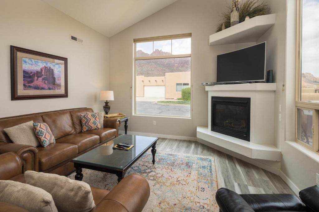 Rim Village Unit V4, Moab – Updated 2022 Prices