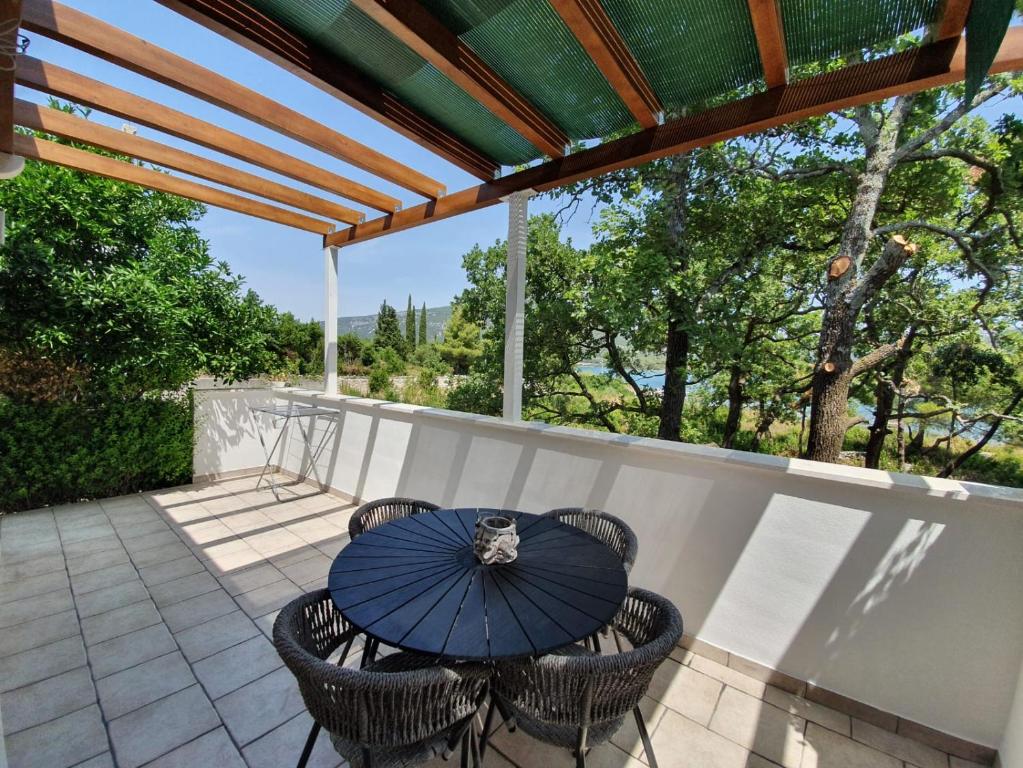 Blue apartment, Ston (updated prices 2025)