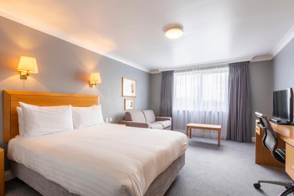 Holiday Inn Basildon by IHG, Basildon (updated prices 2025)