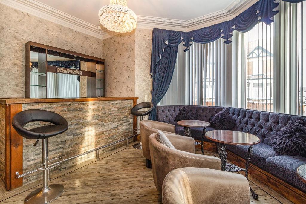 Cherry Tree Gardens Pub Blackpool | Fasci Garden