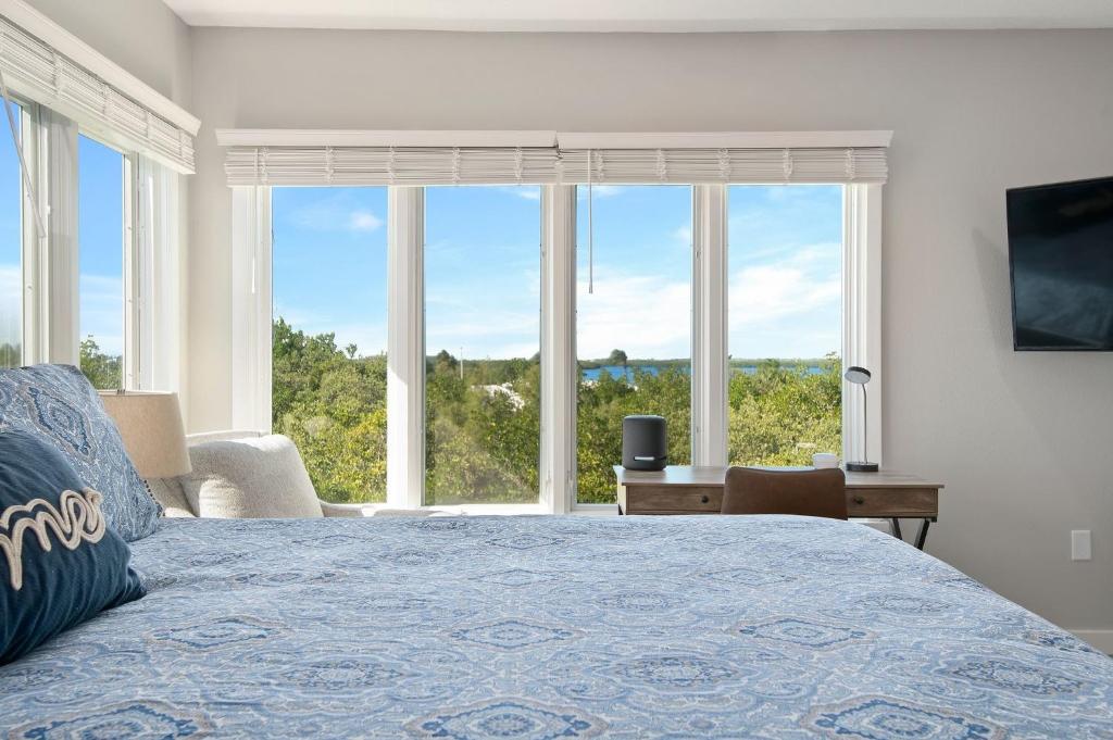 Spacious Townhome in Longboat Key Resort townhouse - Longboat Key, FL