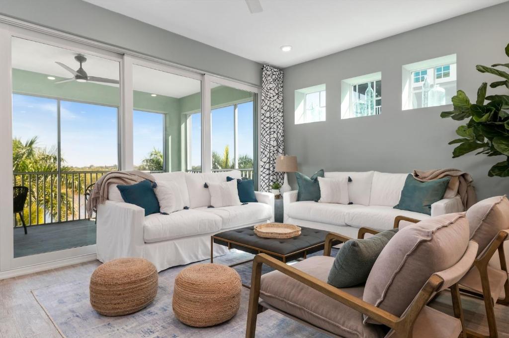 New 3 Bedroom The Oasis At One Particular Harbour Condo - Anna Maria Island, FL