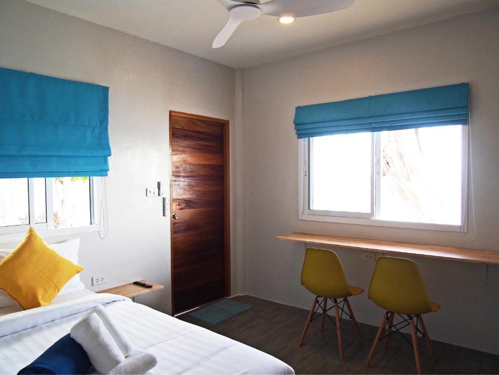 Sand Terrace Beach Bungalows, Ban Tai (updated prices 2025)