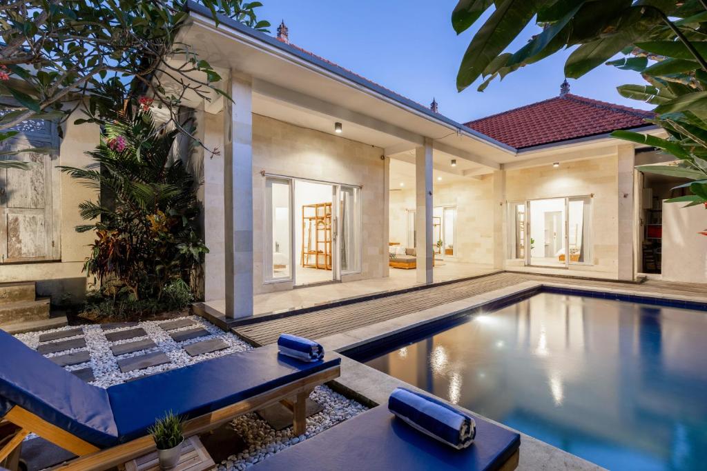 Villa Dilaraa ☆ Canggu 3BR Pool Batu Bolong Echo Beach, Canggu (updated ...