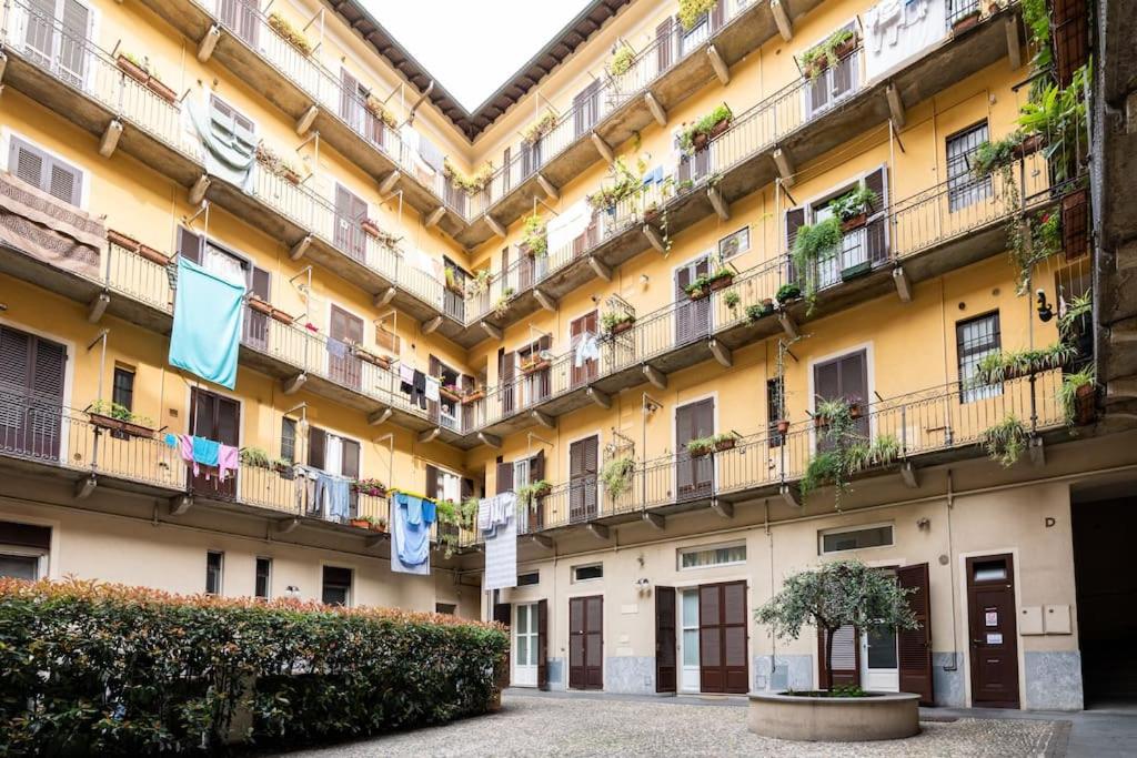 La Casa di Ringhiera in Corso Sempione a Milano