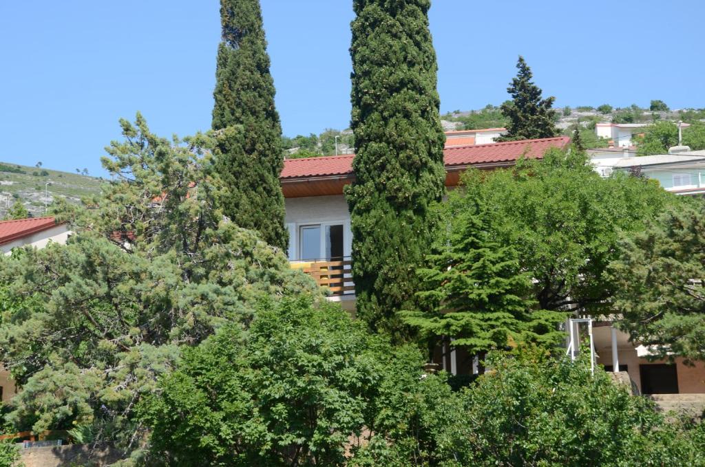 Corina & Franco, Senj (updated prices 2026)