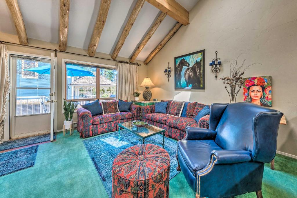 Eclectic Home with Deck 4 Miles to Ski Cloudcroft!, Cloudcroft (updated prices 2026)