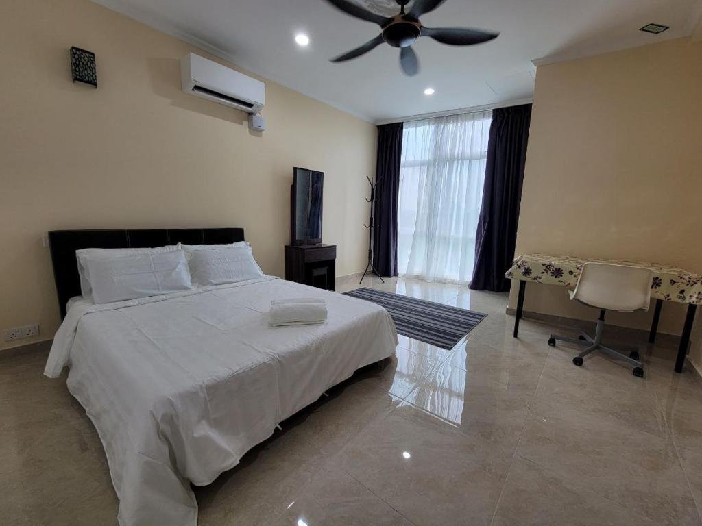 Suria Homestay Bangi, Kampong Sungai Merab (updated prices 2026)