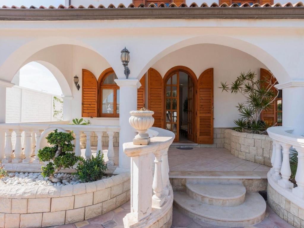 Traditional Holiday Home In Fondo Morte With Private Terrace - Marzamemi