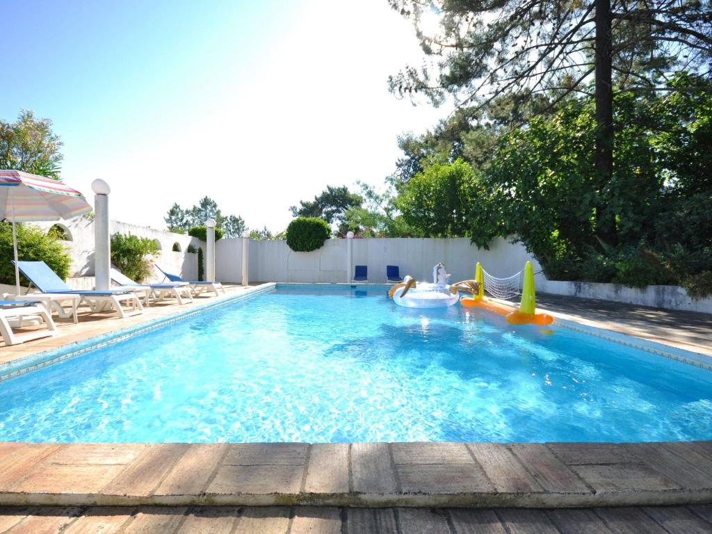 Villa in Almancil with Pool and Golf Green, Almancil (updated prices 2026)