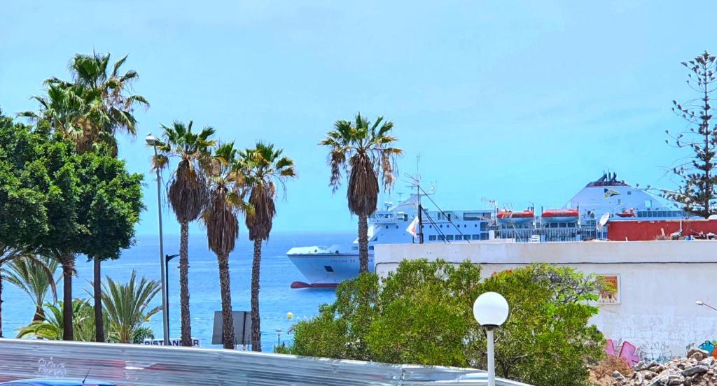 LA CHUNGA SUNSET, Los Cristianos (updated prices 2026)
