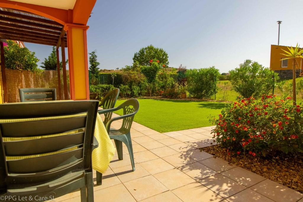 (PAR001) Modern Garden Apartment, Ayamonte (updated prices 2025)