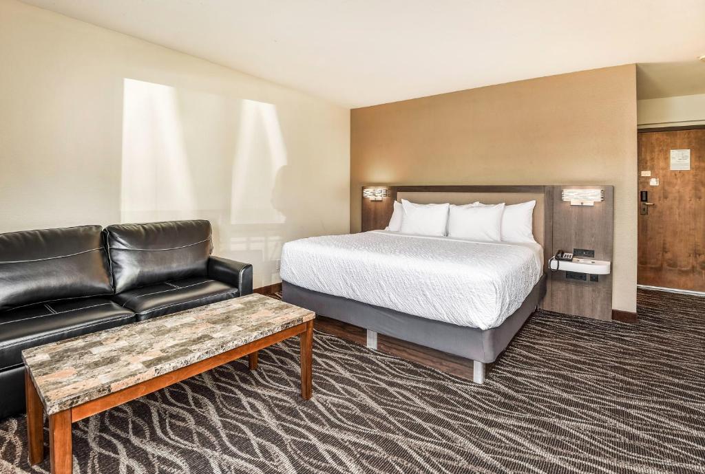 Cedar Street Hotel & Suites, Sandpoint – Updated 2022 Prices
