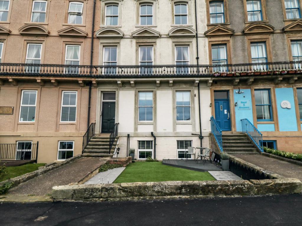 Sandsend Sunset View, Whitby (updated prices 2026)