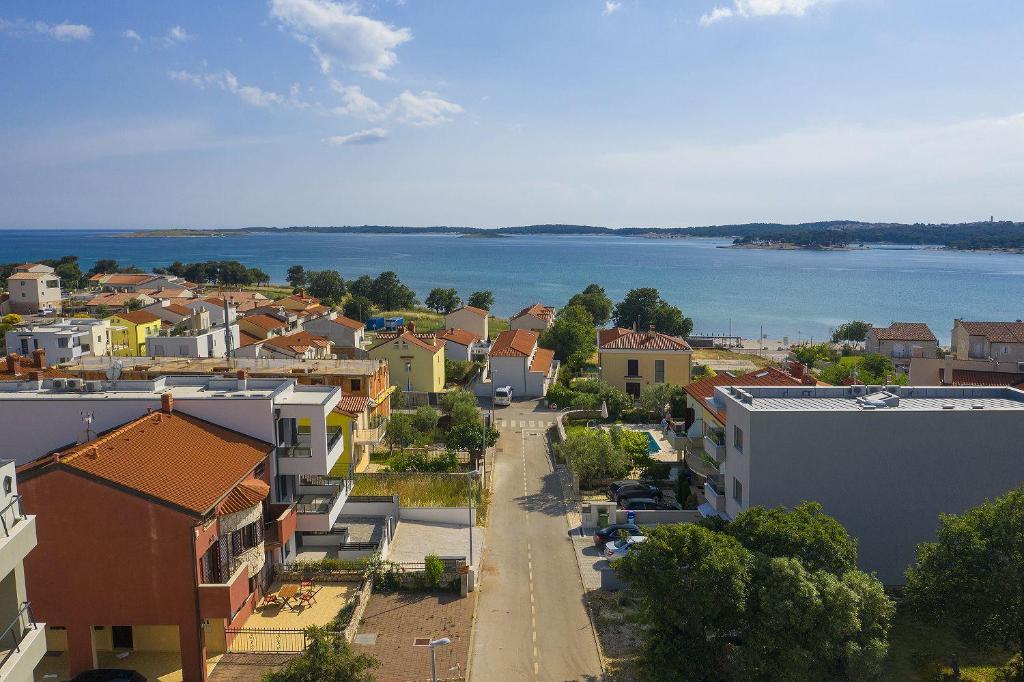 Nur 50 Meter von den schönen Stränden Medulins, Medulin (updated prices ...