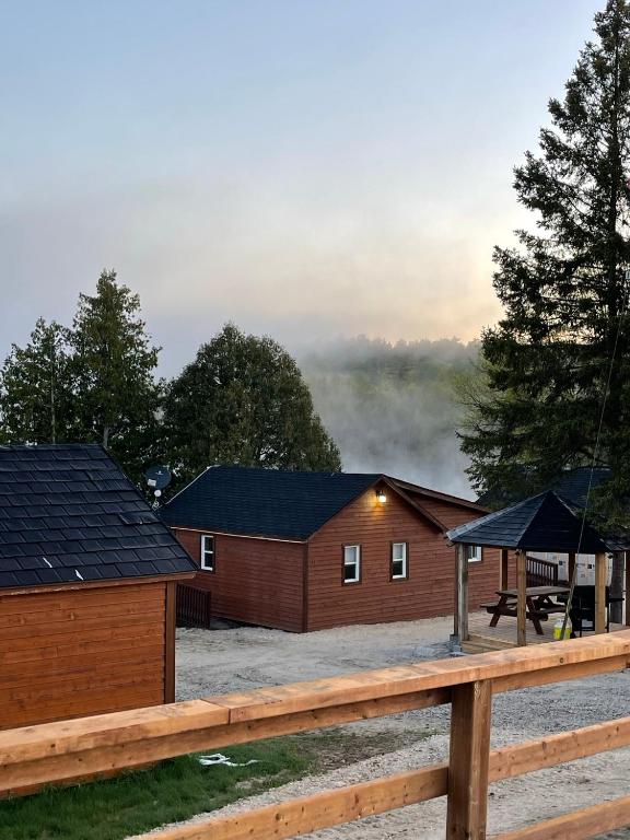 Riverdale Resort - Killarney
