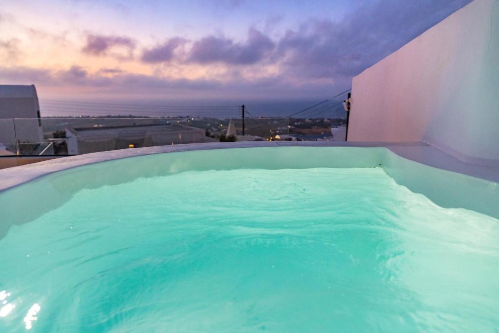 Sunborn Oia Suites, Oia (updated prices 2025)