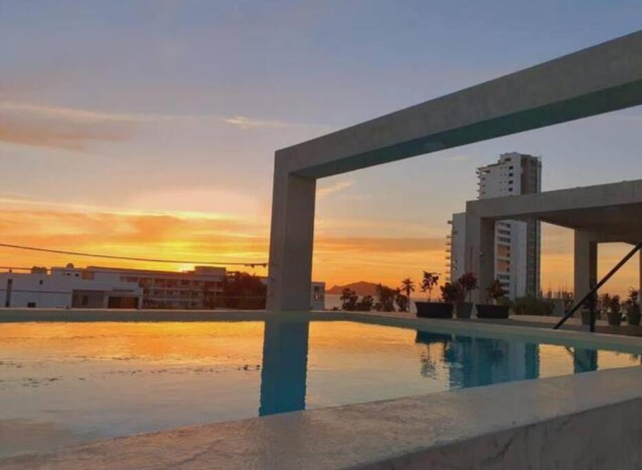 Soho 15 a una cuadra del malecón y playa | Apartment in Mazatlán, Mexico