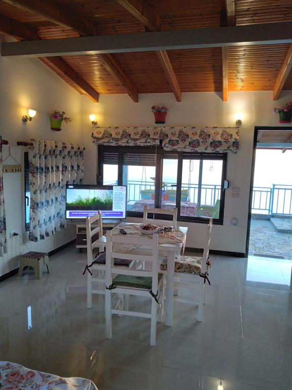 Villa Luiza Piqeras, Piqeras – Updated 2023 Prices