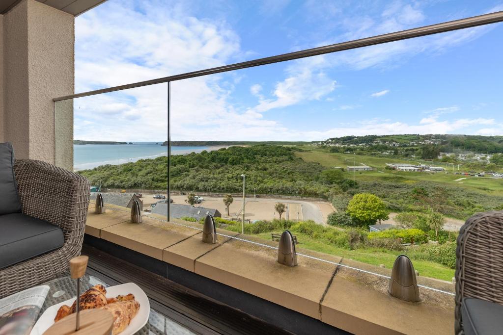 Apartment 10 Waterstone House - Luxury Apartment with Sea Views, Tenby ...